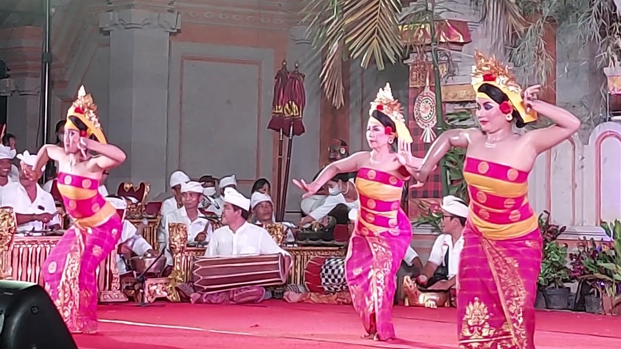 TARI TENUN - Alumni SMKIN 88-92 | Karya Padudusan Agung Pura Samuan ...