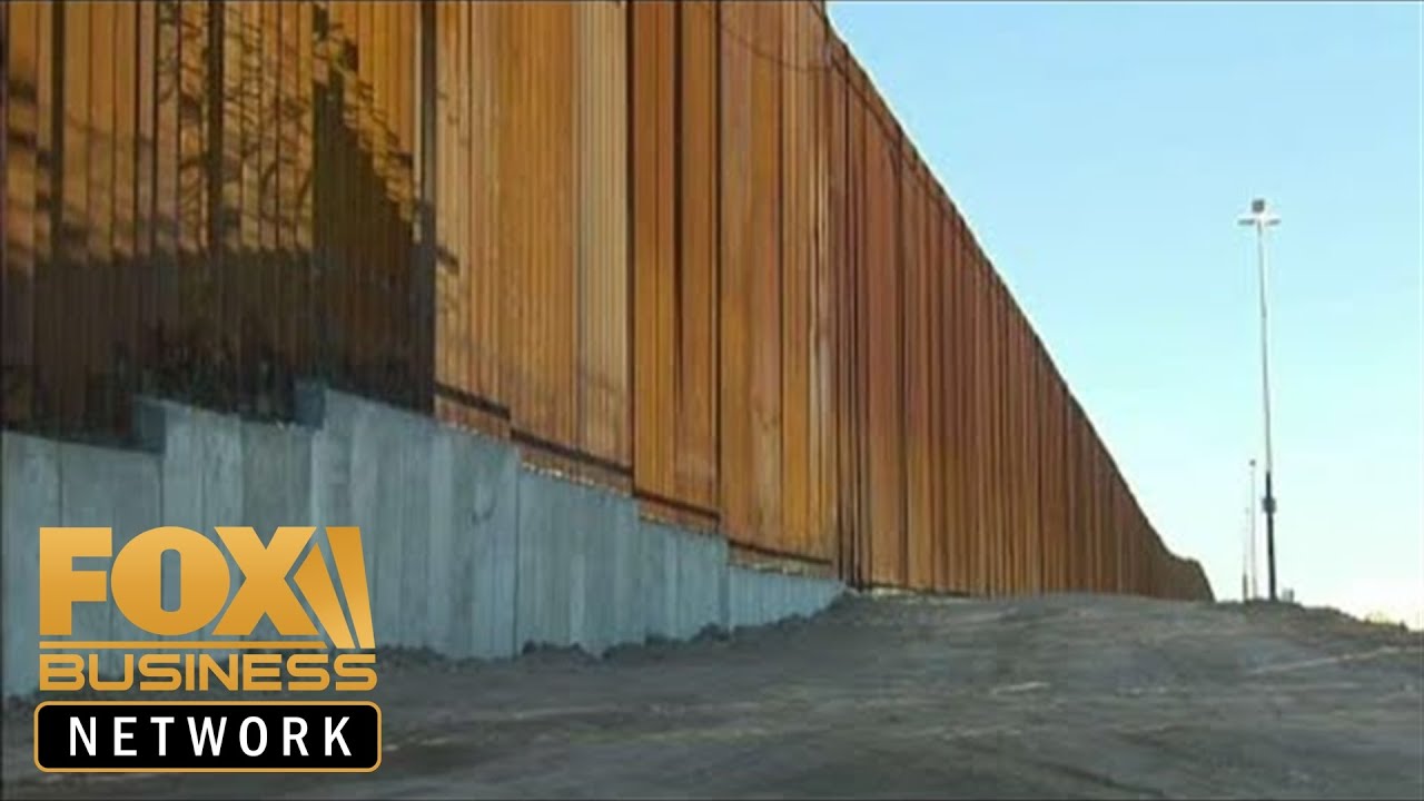 US company offers to build border wall for a fraction of the cost - YouTube