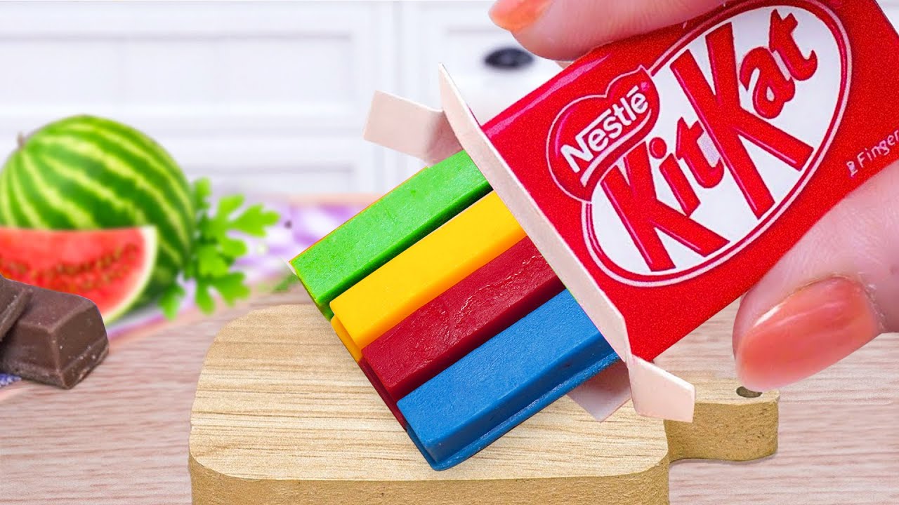 Delicious Miniature Rainbow KITKAT Cake Decorating 🍫 Satisfying ...