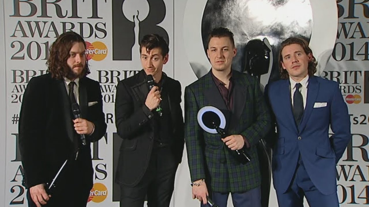 Brits 2014 Winners Room: Arctic Monkeys' AWKWARD interview backstage - YouTube