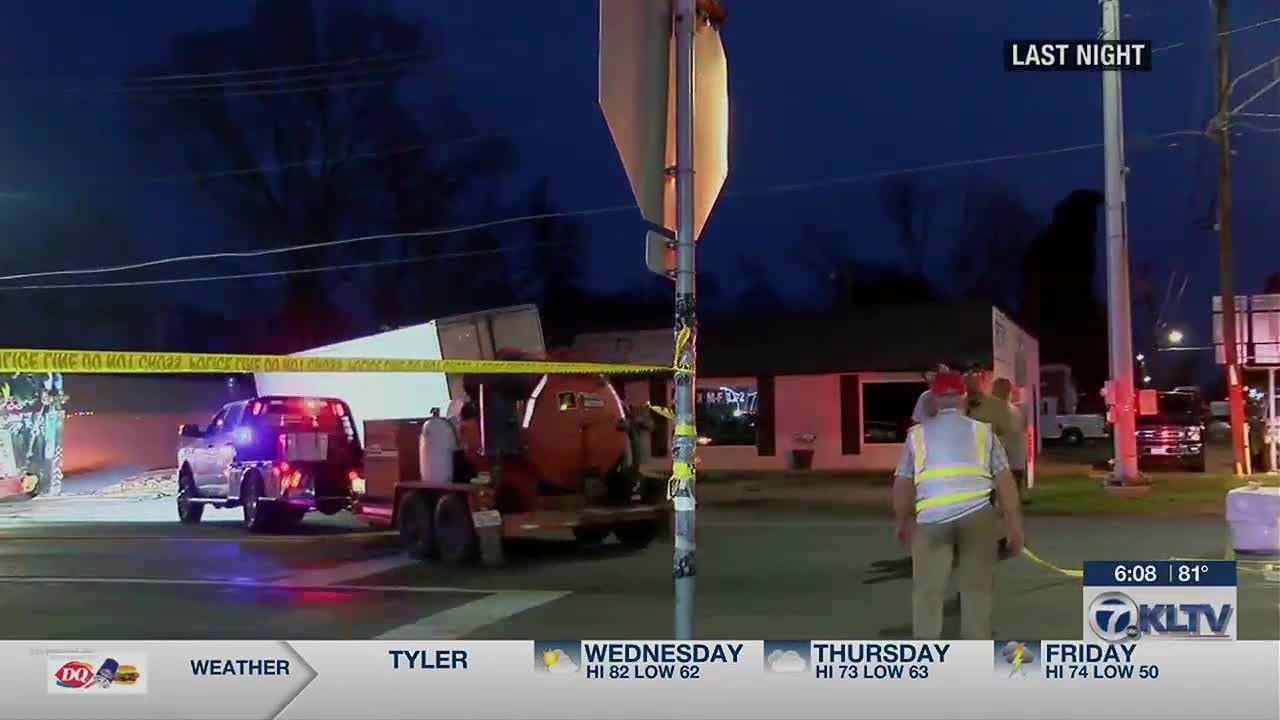 Restoration crews assess damage after 18-wheeler crashes into Tatum ...