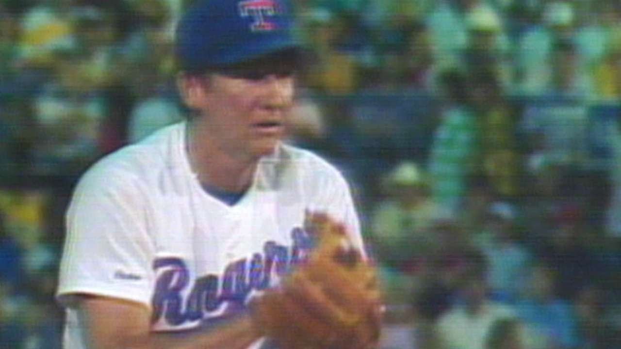 Charlie Hough K's four in the 1st - YouTube