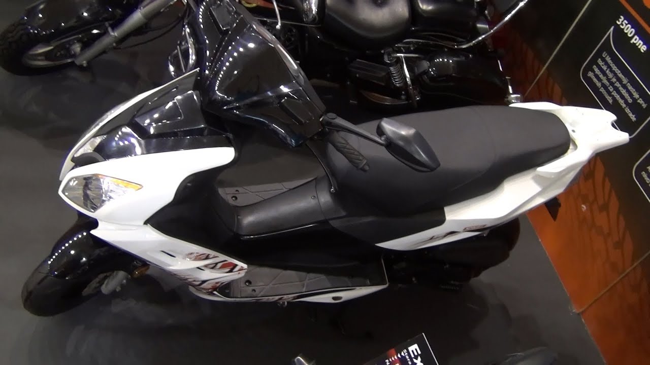 Sprint Hawk 4T Exterior and Interior in 3D 4K UHD - YouTube