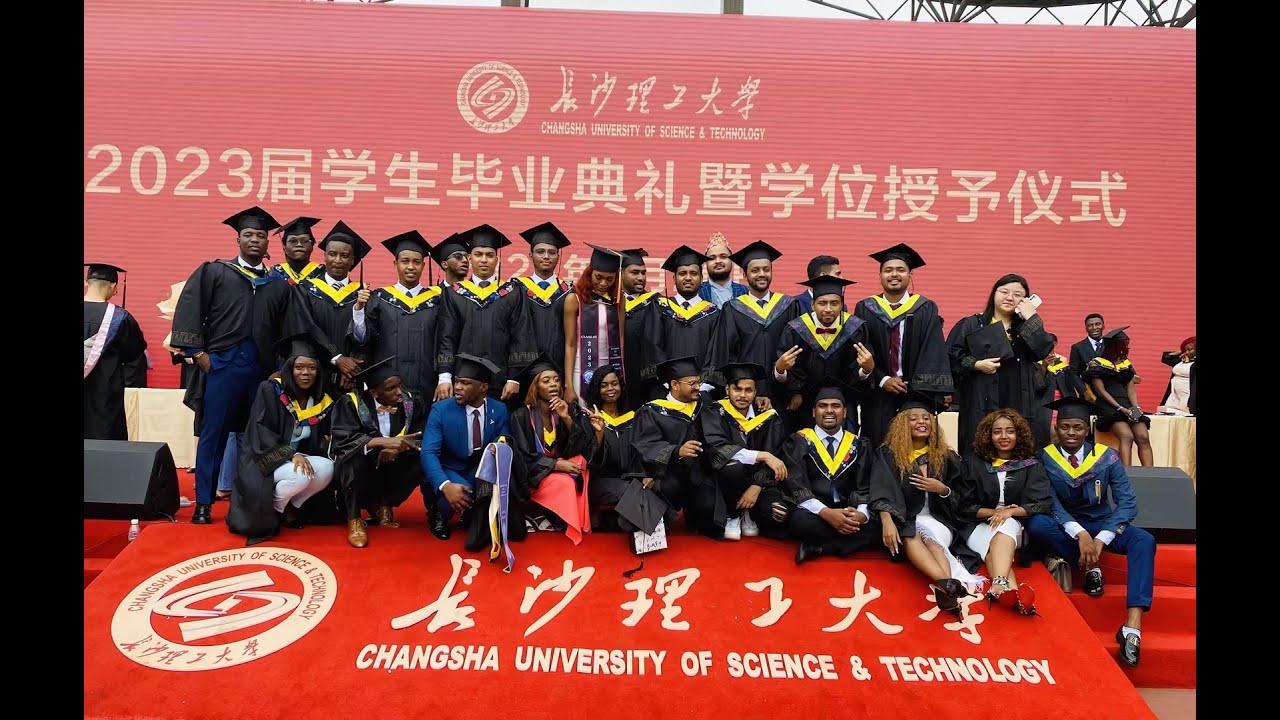 Graduation Vibe In Changsha University Of Science And Technology 2023 ...