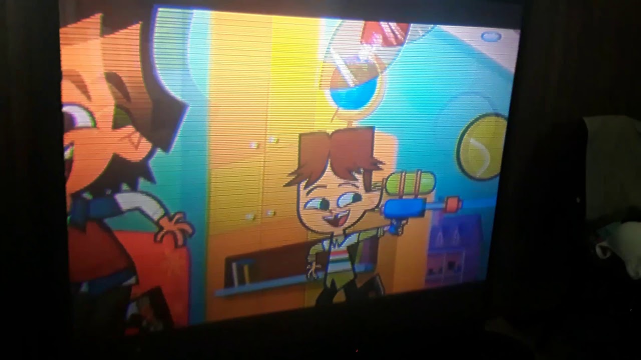 Random thing just happened on Cartoon Network - YouTube