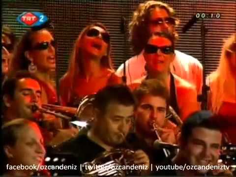 Özcan Denizden Soğuk Lahmacun Tadında i Feel Good