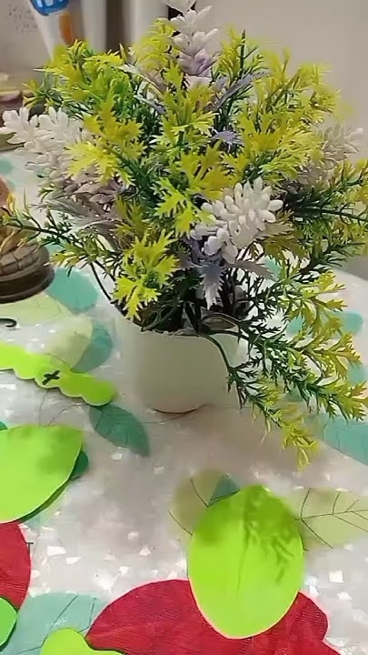 The Very Hungry Caterpillar CVC words teaching cards - YouTube