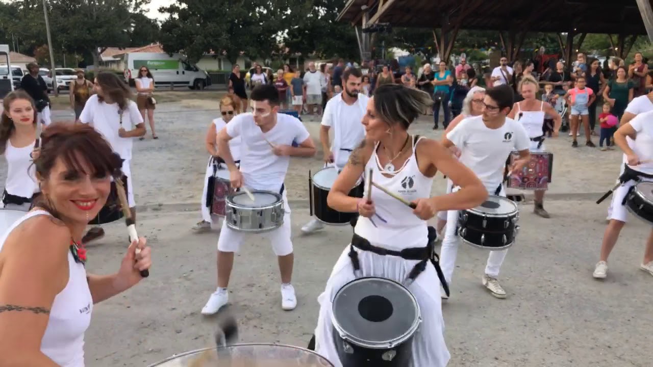 Bunda Blanca - Festival Aborisa Brasil - YouTube