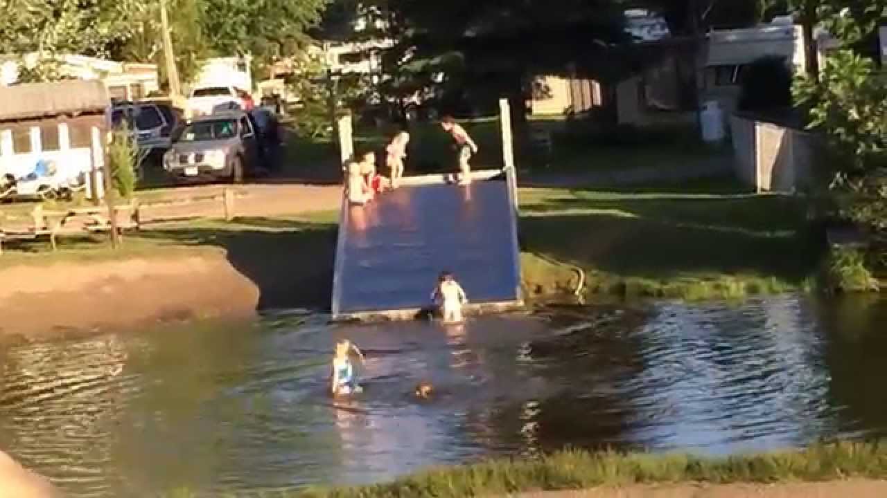 Hillside Lake Park waterslide - YouTube