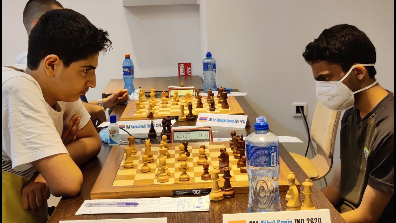 Raahil Mullick vs Nihal Sarin | Positional understanding in the French ...