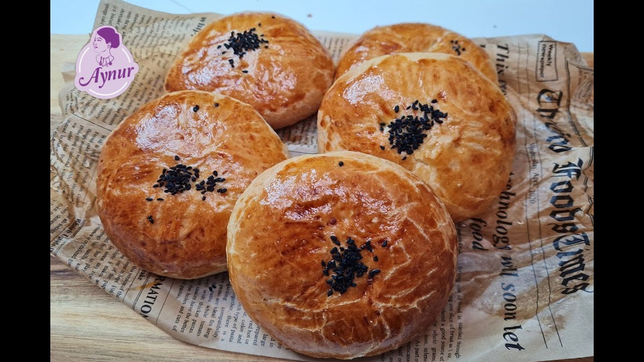 Original Türkische klassische Pogaca wie beim Bäcker in der Türkei ...