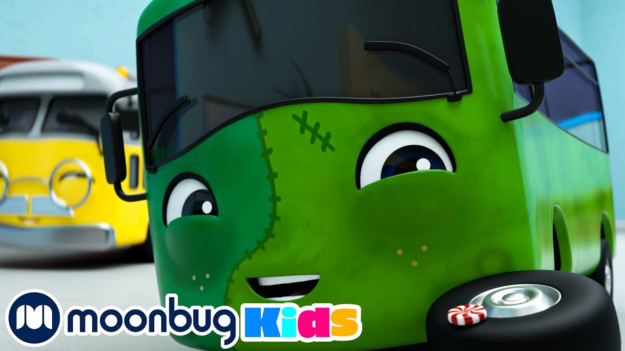 Halloween candies and Buster's Wobbly Tooth! - Best of @gobuster ...