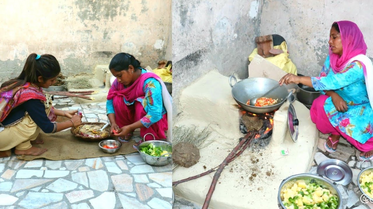 VILLAGE FOOD IN PUNJAB💜PUNJABI VILLAGE WOMEN COOKING ALOO SHIMLA MIRCH💜 ...
