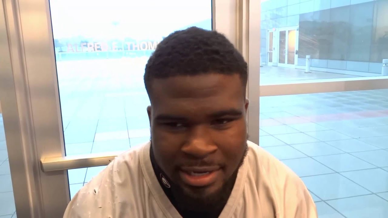 Reggie Carter: A Day in the life of a Dawg - YouTube