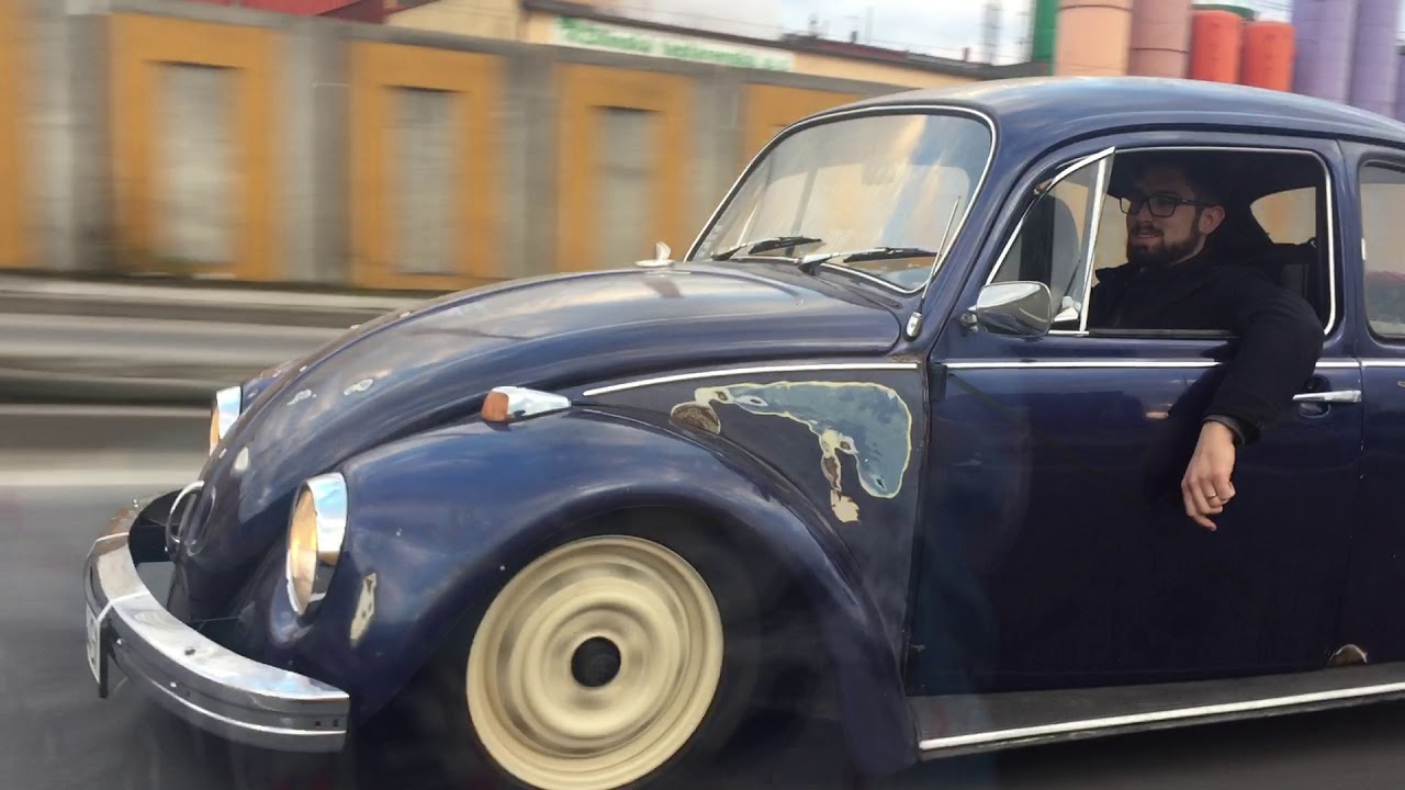 Volkswagen Beetle low static rollin - YouTube