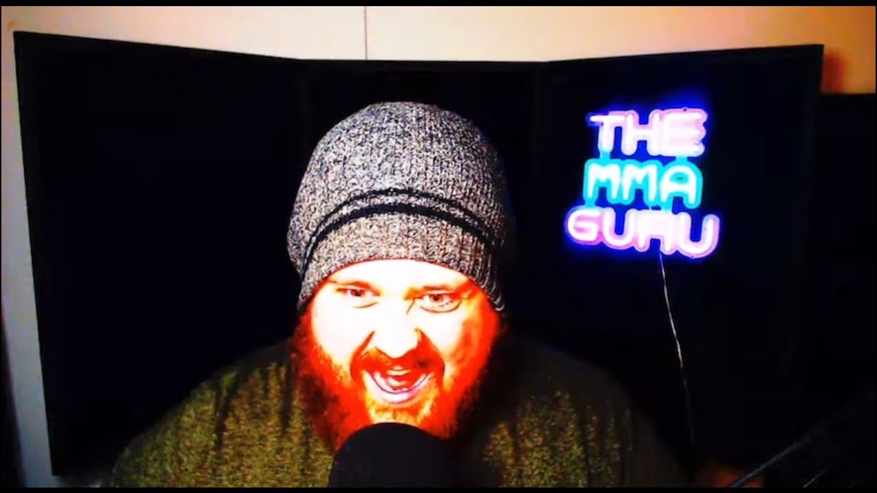 MMA Guru rages thinking about UFC female main events - YouTube