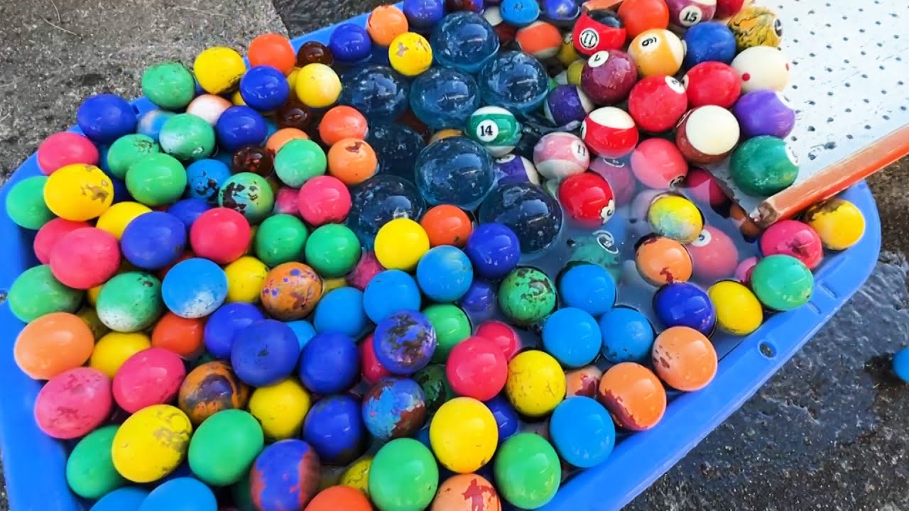 Marble Run☆1000 marbles lined up on a handmade wooden slope - YouTube