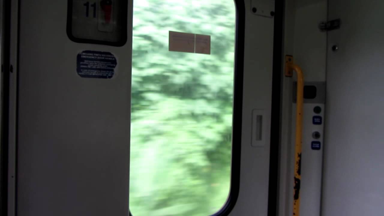 KTM Komuter Class 81 EMU 06 Bank Negara → Putra (» Batu Caves) - YouTube