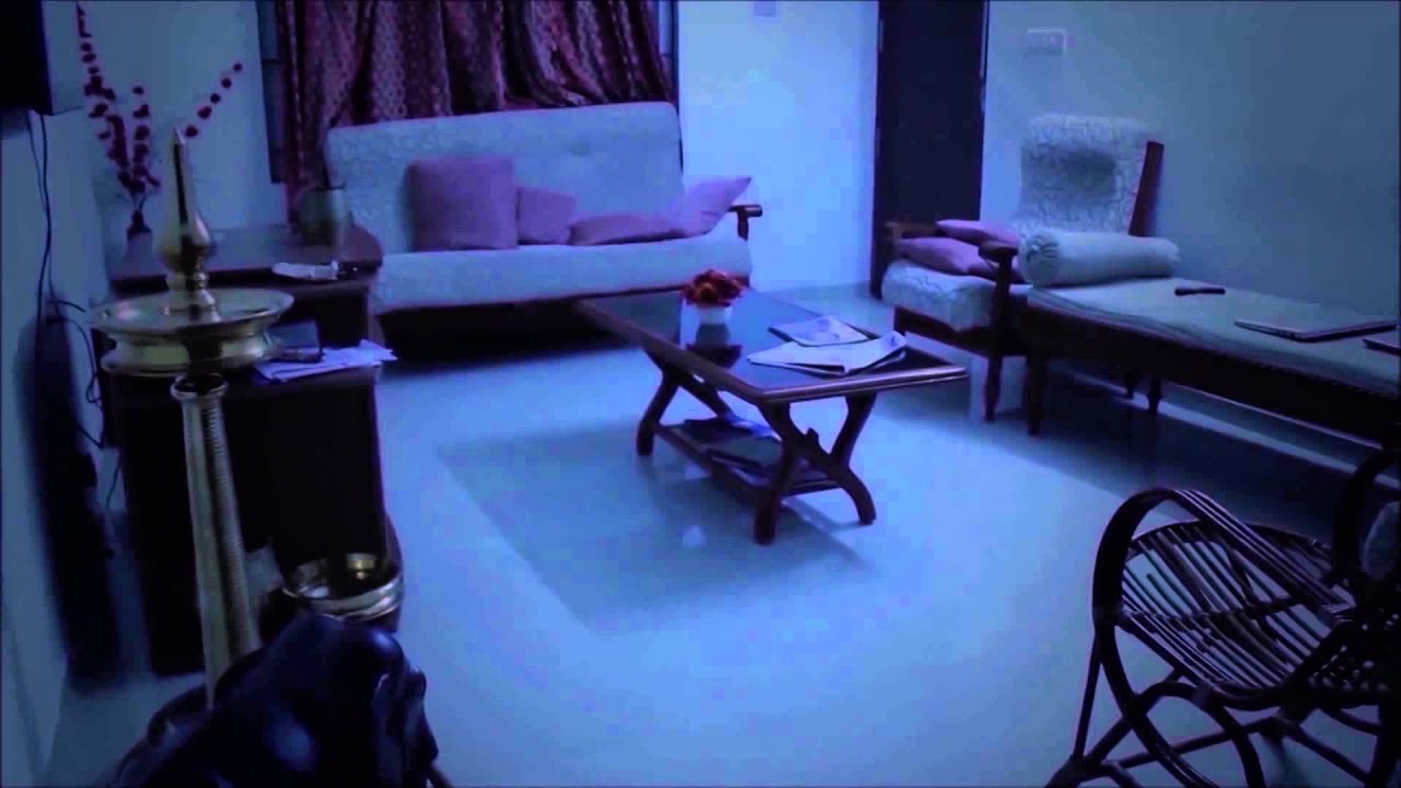 Uninvited 2015 Full Horror Movie HD - YouTube