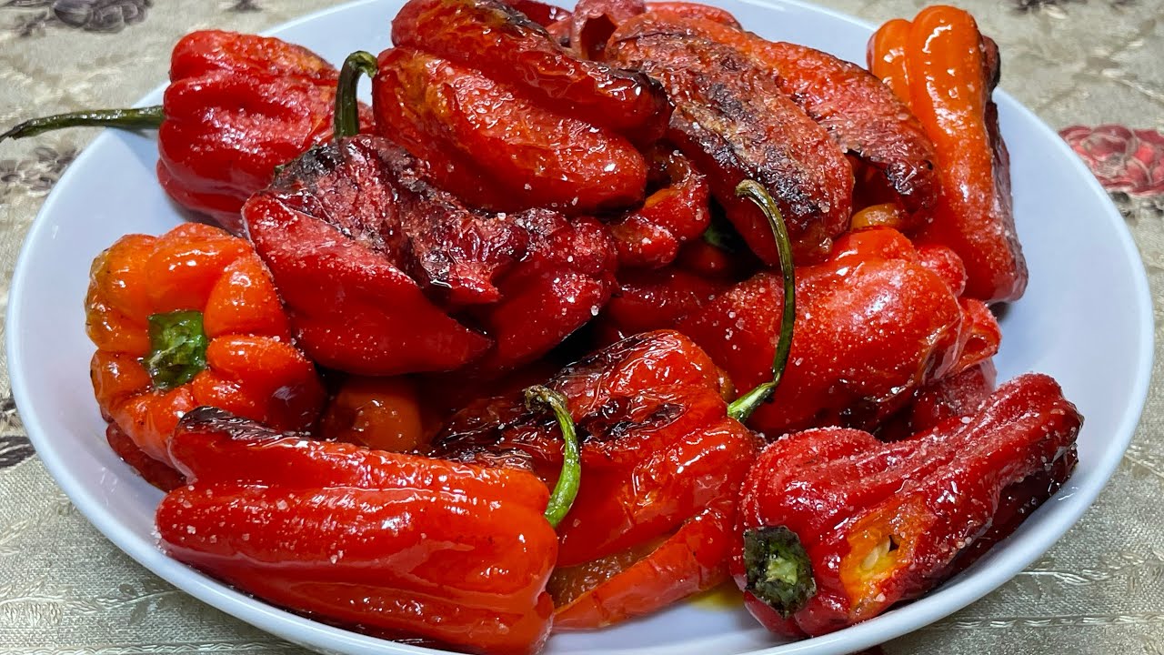 Lightly fried red capsicum & chilli - YouTube