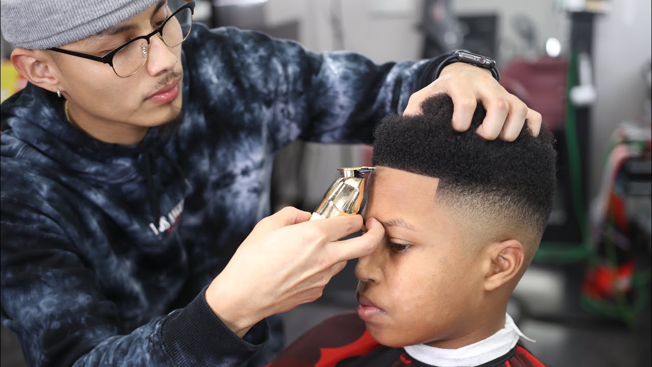 How to do a High Top Fade!!!! Barber Tutorial - YouTube