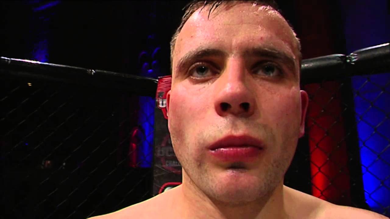Arunas Slich v Kym Farid - YouTube