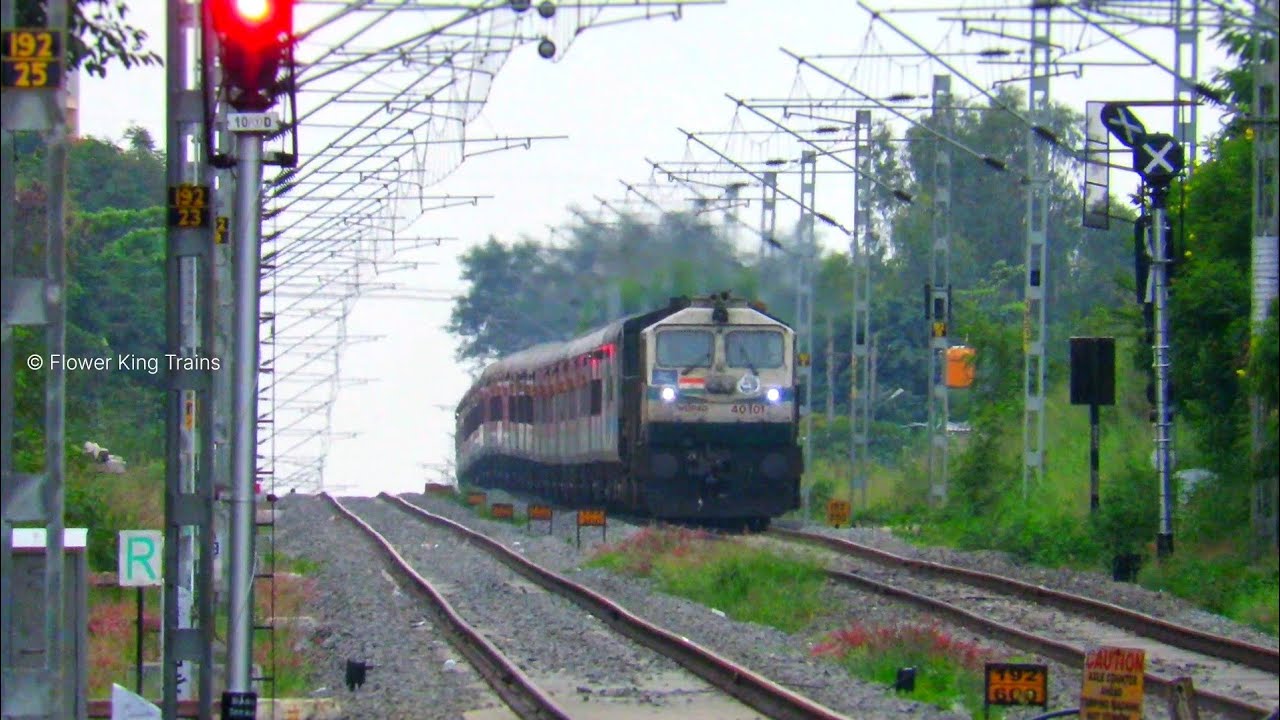 Ernakulam intercity SF express, Kannur - Yeshvantpur | Train videos ...