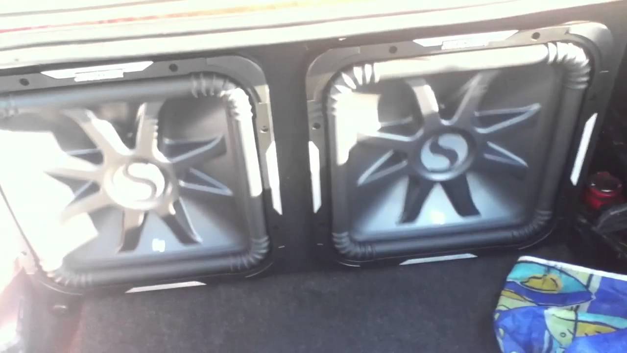 Kicker L7 15 - YouTube