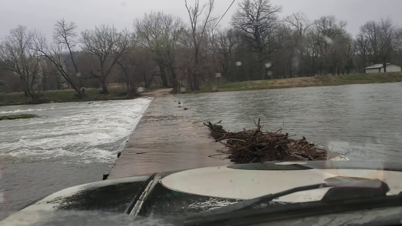 Low water bridge Hardy Arkansas - YouTube