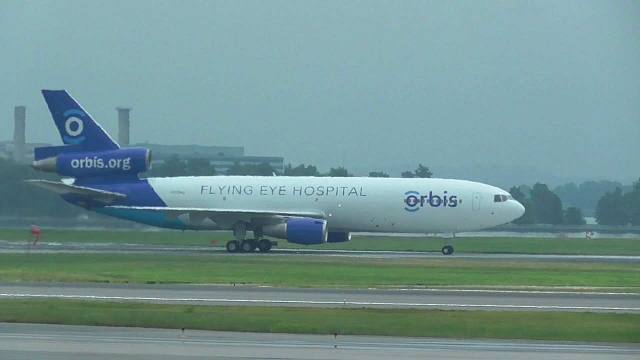 Plane Spotting National Airport: Orbis MD10, Gravelly Park and More ...