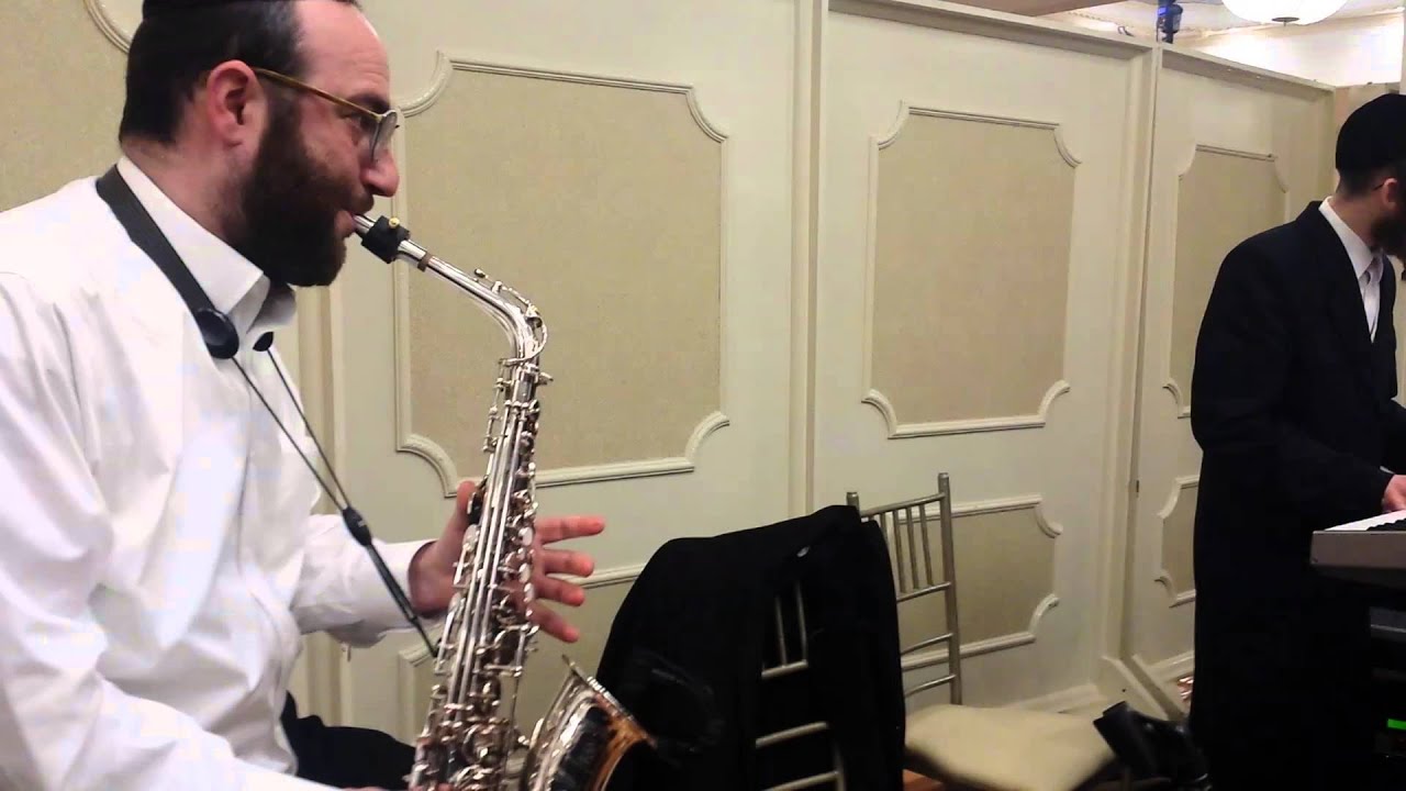 Arele Samet with Tzvi Goldring and heshy pavel - YouTube
