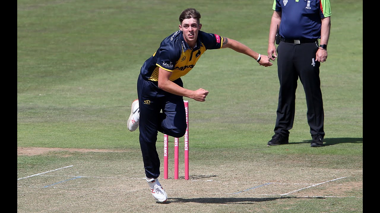 Roman Walker talks to Ruaidhri Smith - YouTube