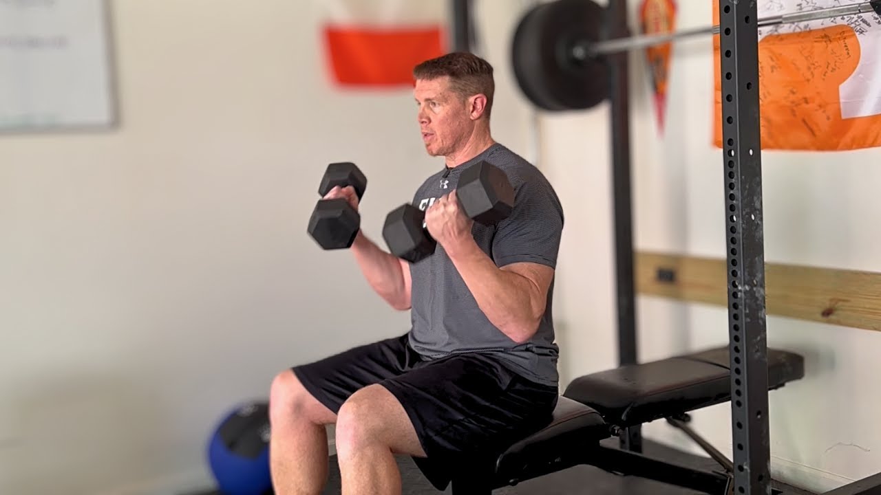 Seated Dumbbell Curls (How To, Common Mistakes, Benefits of Seated ...