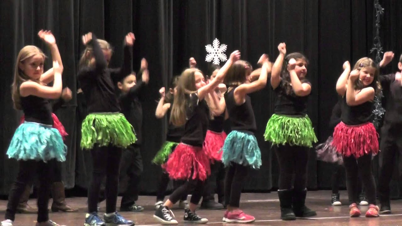 Carly dances to Rockin' Robin - YouTube