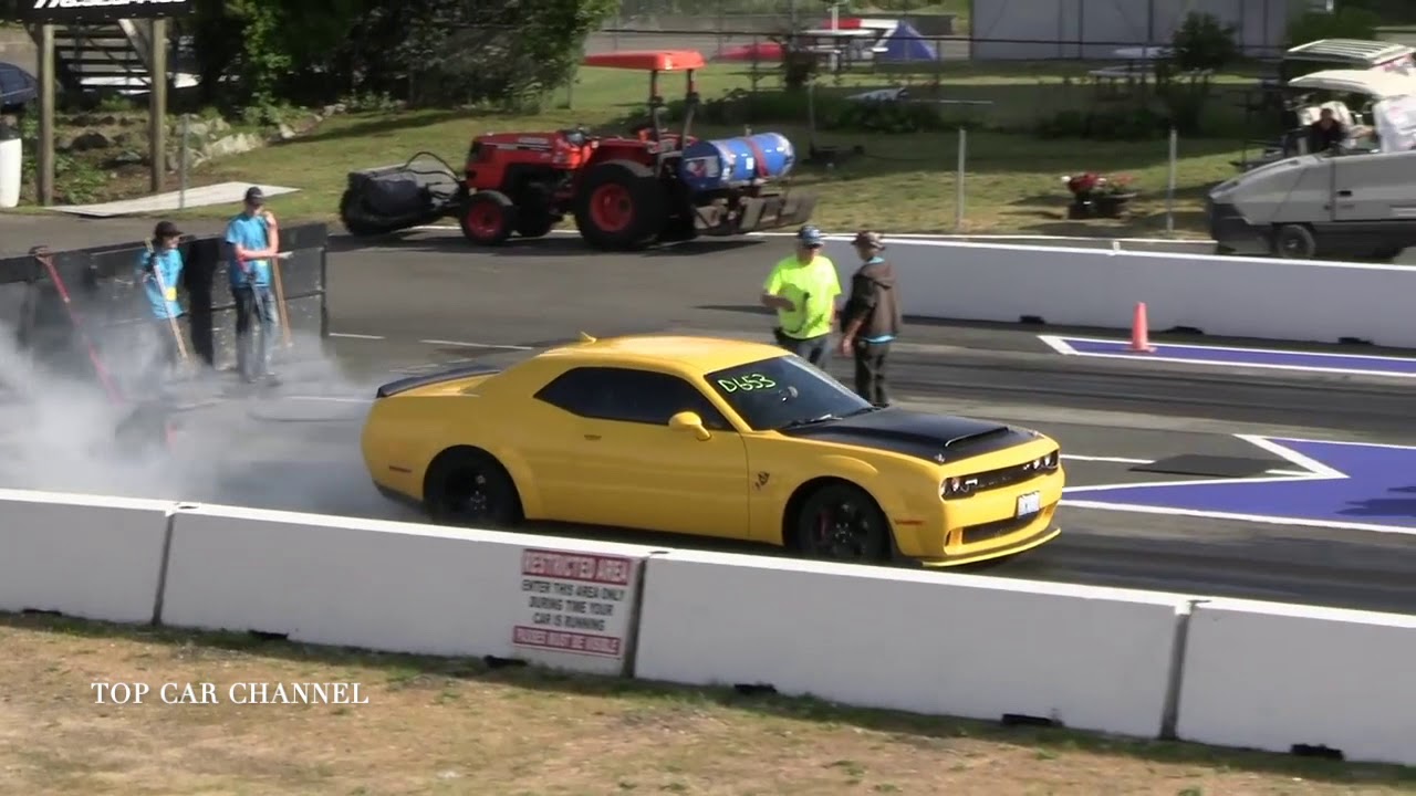 RACE Demon vs Shelby GT500 mp4 - YouTube