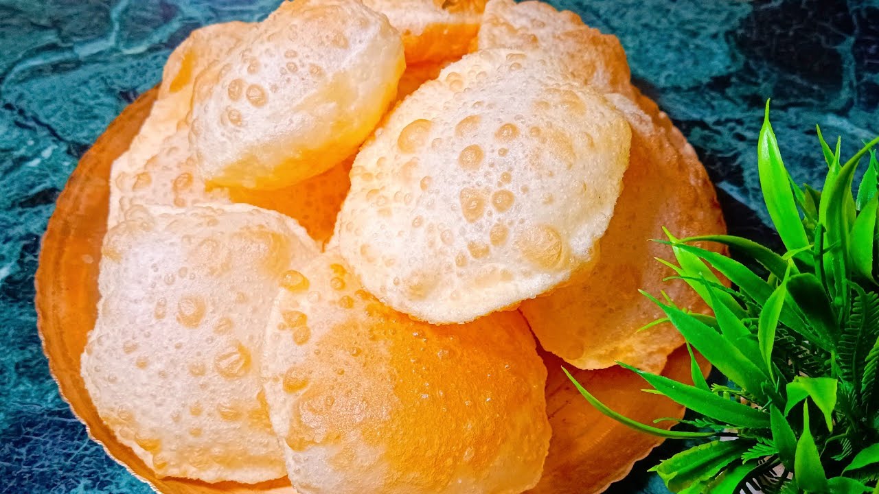 Puri Recipe/Perfect round and puffy poori recipe/soft poori/লুচি রেসিপি ...