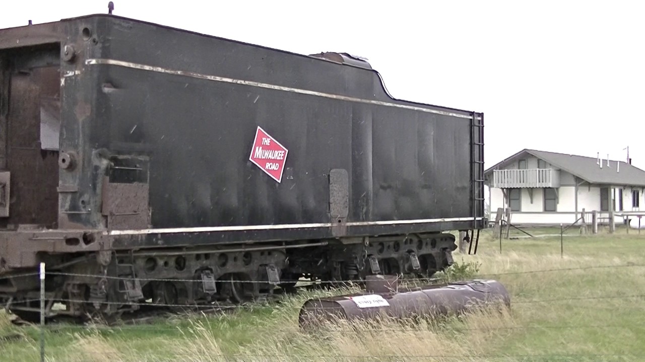 Milwaukee S-2 tender - YouTube