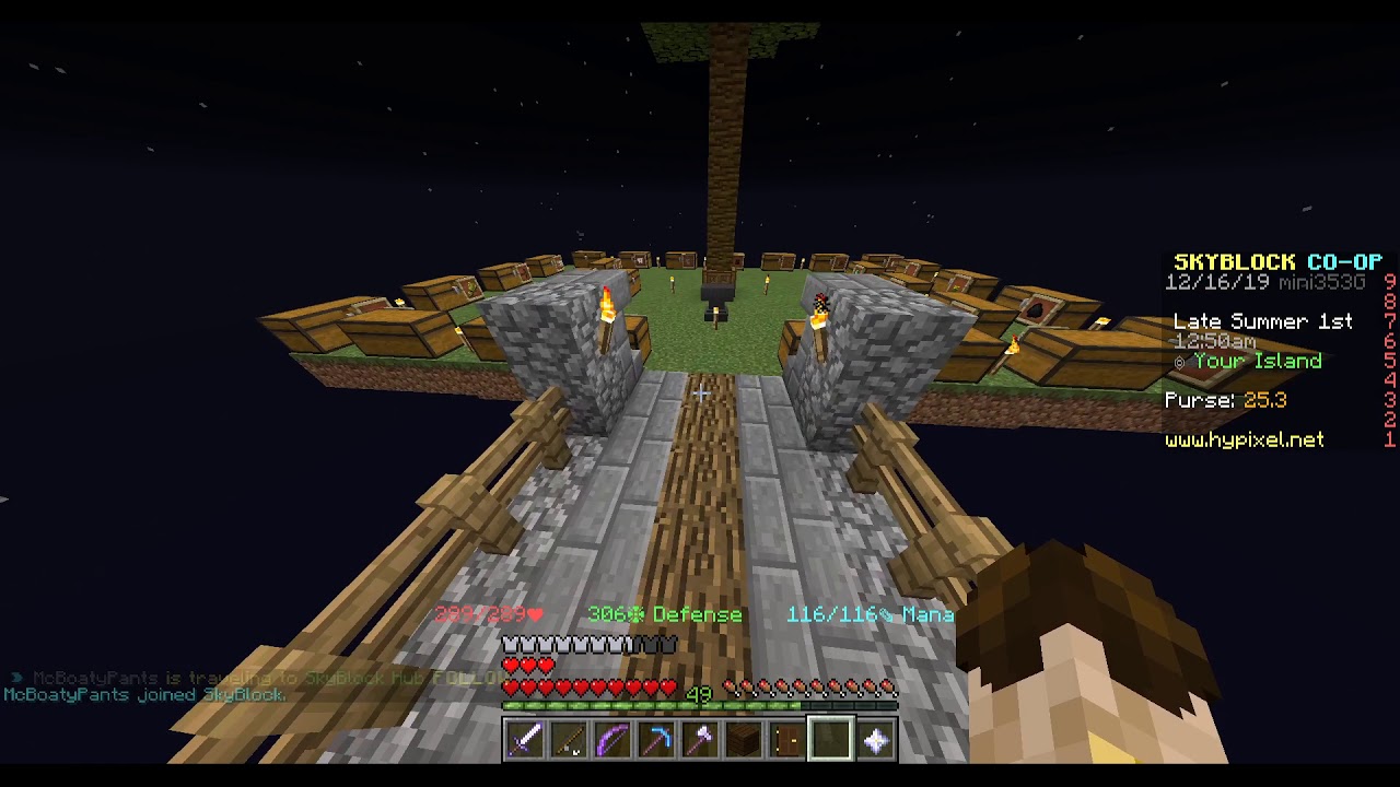 The Roof and interior decor | Minecraft Hypixel Skyblock with Riptide ...