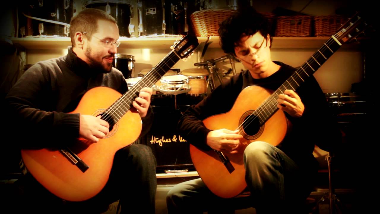 "Casa Redonda" DUO CARBURANTE (Gerald Moya & Alí Arango) 2012 - YouTube