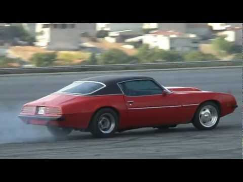 Pontiac Firebird Formula drift and burn out trials - YouTube