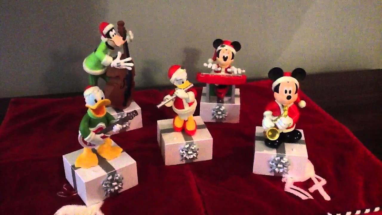 Disney Christmas Band - YouTube