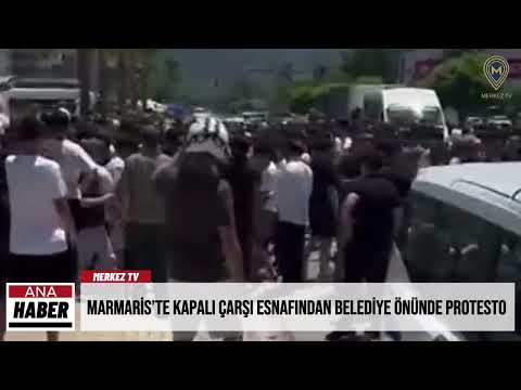 Marmaris’te Kapalı Çarşı Esnafından Belediye Önünde Protesto