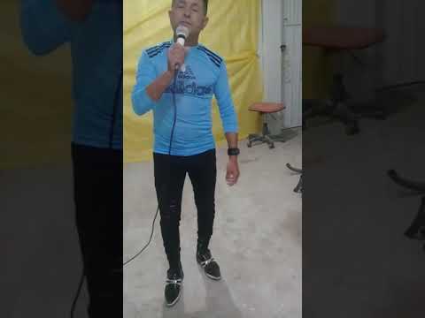 Matheus Brito  Ela chegou de sainha curta Espero que você gosta beijos