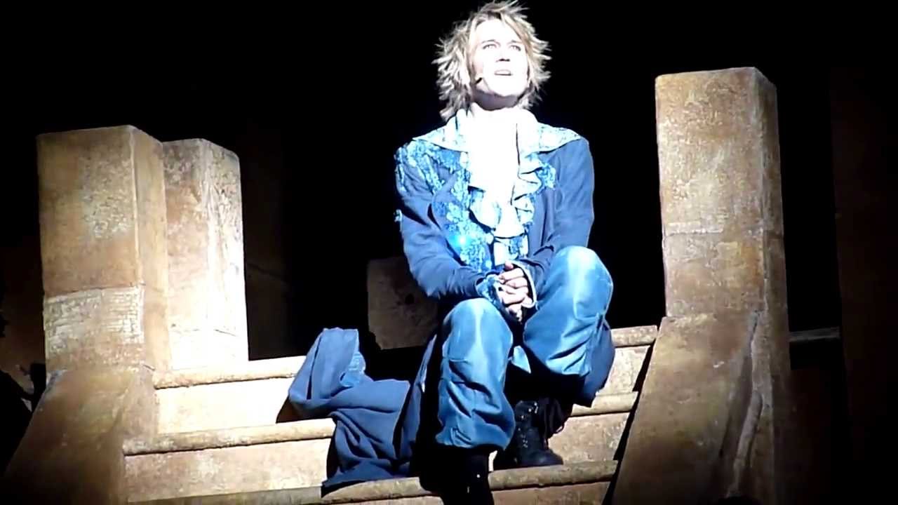 Cyril Niccolai - Romeo et Juliette - Shanghai 2013 - Act 1 - YouTube