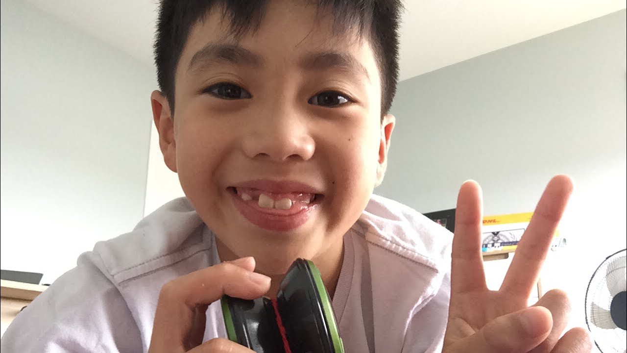 How to use a yo-yo 🪀 - YouTube