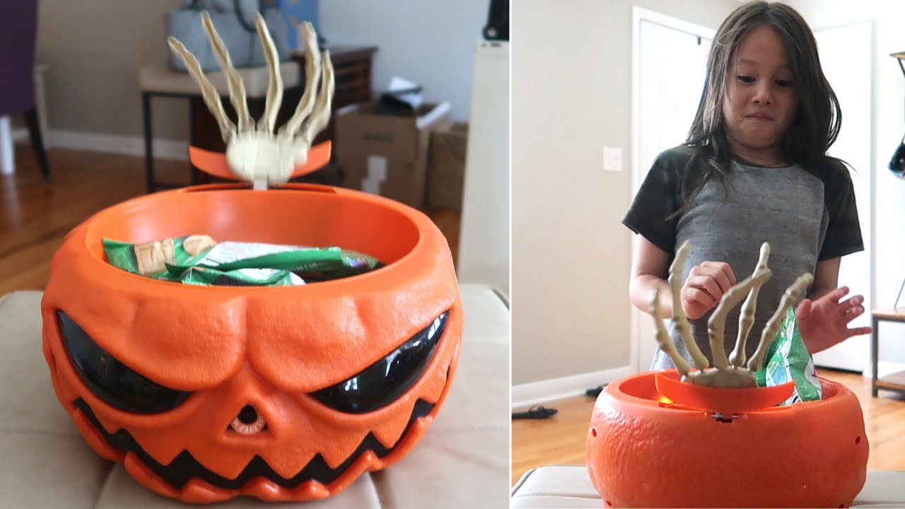 2022 Halloween Decor Reviewed - Animatronic Halloween Candy Bowl - YouTube