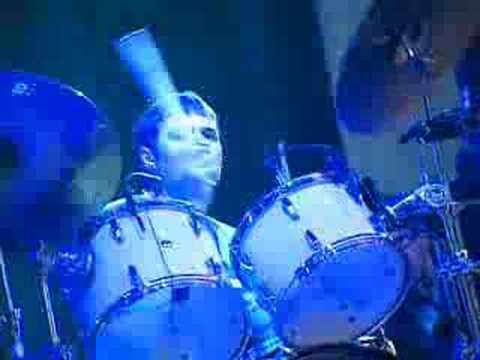 Oasis - The Swamp Song (There And Then) - YouTube