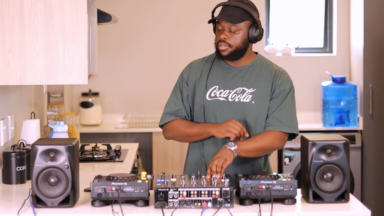 Deep & Soul Grooves 016 Mixed By DysFonik | Deep House Mix 2024 ...