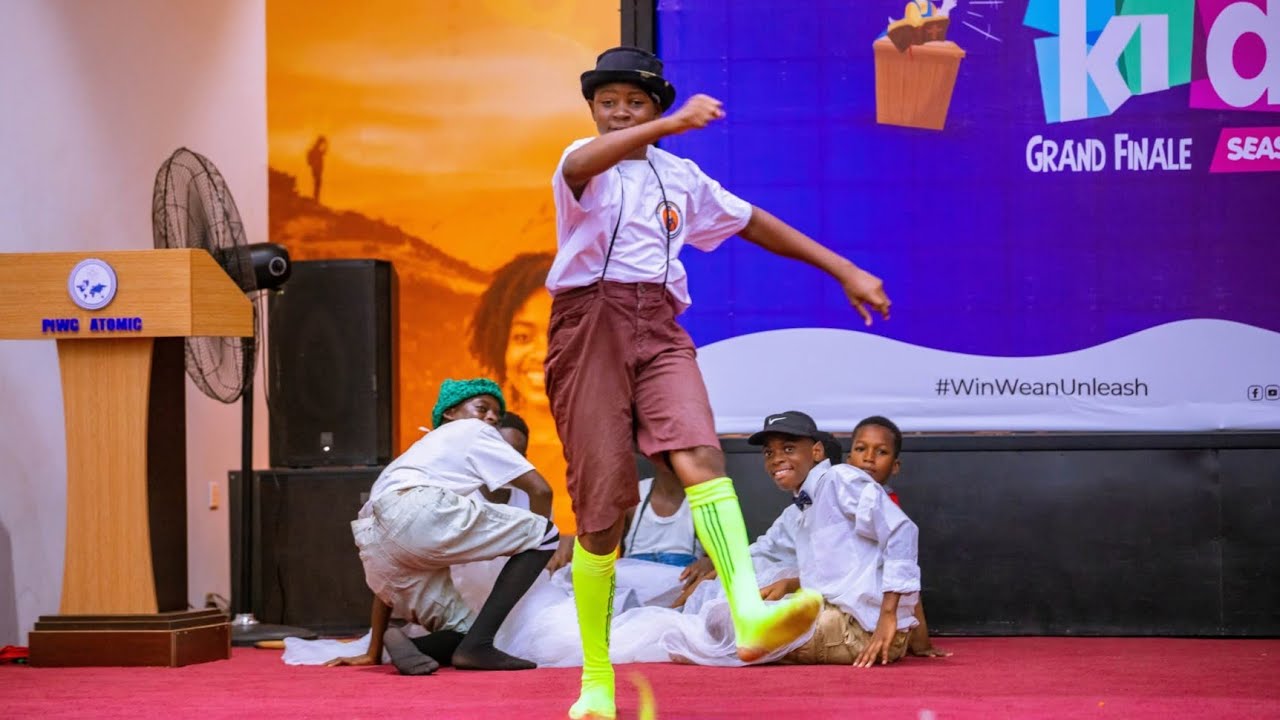 Amazing Choreography Display - YouTube