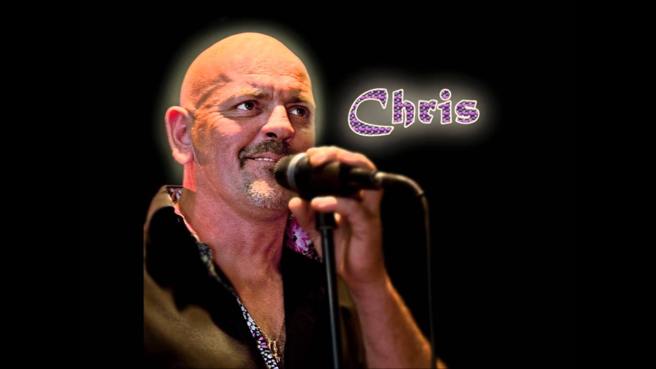 Chris zingt A love worth waiting for - YouTube